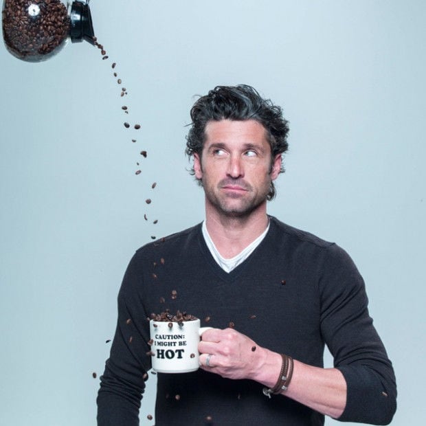 20 actores y actrices disfrutando de su café: un clásico del cine